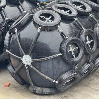 China High Quality Weatherproof Boats Pneumatic Floating Rubber Fender Cylindrical Shape 0.5-4.5m Size Black Color ISO17357 Certified for sale