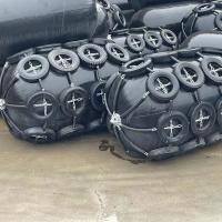 China Qingdao Manufacturer ISO17357 Authenticated Factory Price Offshore Platform Protection Yokohama Fender Rubber Boat Marine for sale
