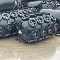 China ISO Certified Professional Service Yokohama Heavy-duty Chain Tire Net Pneumatic Rubber Fender 0.5-4.5m Black Safety Protection for sale