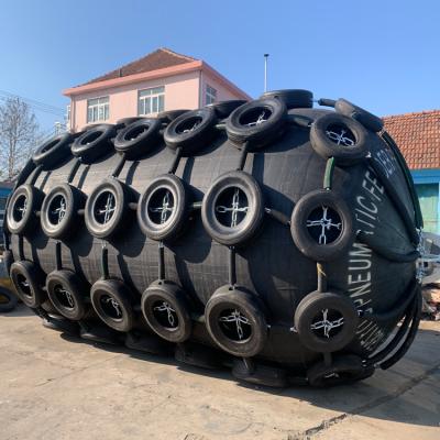 China Professional CCS BV Certified 50Kpa Yokohama Fender 3.3*6.5m Floating Pneumatic Rubber Fender for Ship to Ship Mooring for sale
