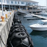 China Qingdao Powerful Manufacturers Inflatable Submarine Hydro Yokohama Marine Pneumatic Fender NR/SBR Blend Rubber Black 0.5-4.5m for sale