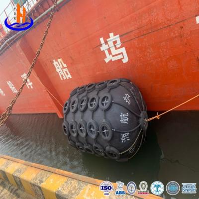 China China Supplies New High Strength Inflatable Pneumatic Rubber Fender Airplane Tire Chain Net Marine Dock Ball Boat Fender for sale