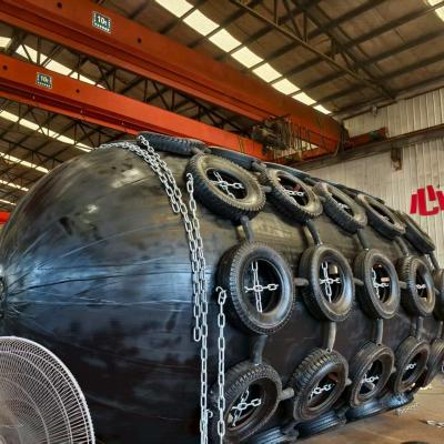 China Inflatable Cylindrical Marine Ship Fender Pneumatic Natural Rubber Fender ISO Certification Black Color Safety Protection for sale