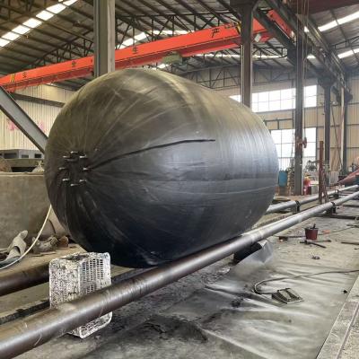 China ISO9001 Certified Pneumatic Cylindrical Robust Marine Rubber Fender with Safety Protection for Ocean Vessels and Terminals for sale