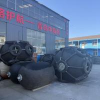China Heavy Duty Marine Rubber Fender - High Impact Resistant Dock Fender for Ship Berthing & Port Protection for sale