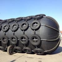 China Premium Yokohama Marine Rubber Pneumatic Fender Heavy-Duty Chain 0.5-4.5m Black ISO9001 Certified Cylindrical for Marine Boat for sale