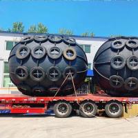 China Premium Yokohama Marine Rubber Pneumatic Fender Heavy-Duty Chain 0.5-4.5m Black ISO9001 Certified Cylindrical for Marine Boat for sale