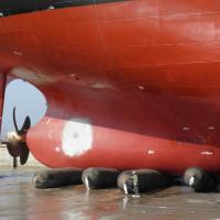 China Durable Marine Pneumatic Rubber Airbag Multipurpose Ship/Boat Launching and Landing Industrial Use for sale