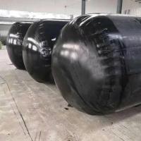 China High Flexibility Shock Absorption Industrial Rubber Cylindrical Black Airbags for Ship Launching Loading Marine Supplies for sale