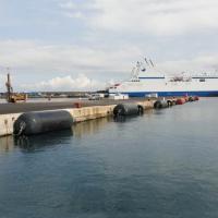 China High Quality Floating Boat Marine Accessories Polyurethane Foam Filled Fender for Marine Boat for sale