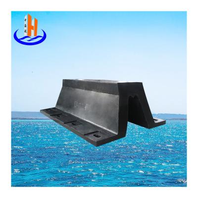China Heavy-Duty V-Shaped 3L# Natural Rubber Fender Thick Wall Superior Abrasion Resistance Black CCS Certified Customized Size Docks for sale