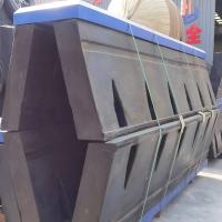 China Heavy Duty Solid Rubber V-Type Fender Explosion Proof Technology for Marine Dock Wharf Protection Customized Size High for sale