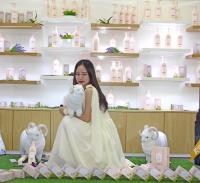 China Choose from Different Shampoo Bottles Organic Hair Bubble Bath Wash for All Hair Types for sale