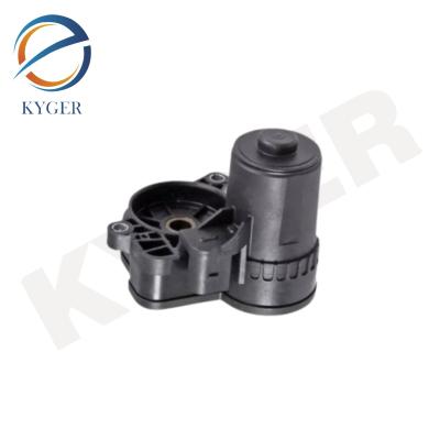 China Electronic Parking Motor Left LR061386 T4N7523 for Land Rover Discovery Sport 2015 Range Rover Evoque 2012-2018 for sale