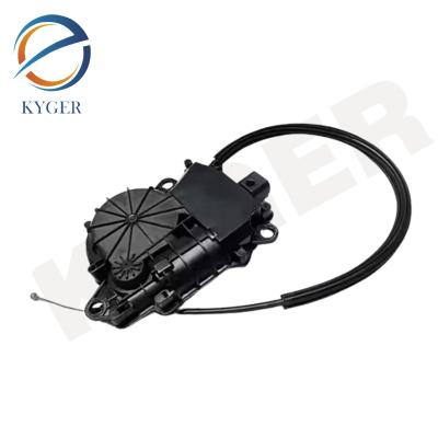China Auto Body System Car Rear Front Door Lock Actuator For Land Rover Range Rover Sport LR117161 for sale