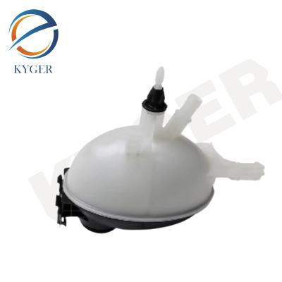 China Mercedes Benz W204 C300 C350 Front Radiator Coolant Reservoir Tank 2045000049 with Cover - OEM Replacement for sale