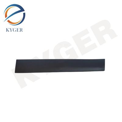 China KYGER LR116796 Front Right Door Lower Molding for Land Rover Discovery Sport 2015 L550 for sale