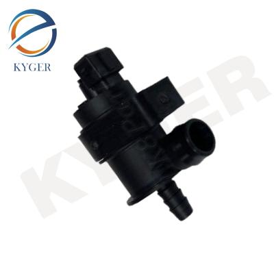 China Fuel Vapour Canister LR003489 for Land Rover Freelander 2 2006-2014 L359 Engine System for sale