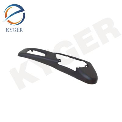 China Front Seat Left Outer Finish Panel LR161678 for Land Rover Discovery V L462 2017-2021 for sale