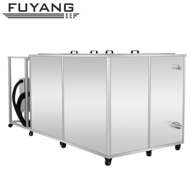 China Casters 2400L 40KHz Industrial Ultrasonic Cleaning Equipment Stainless Steel Single Tank for sale