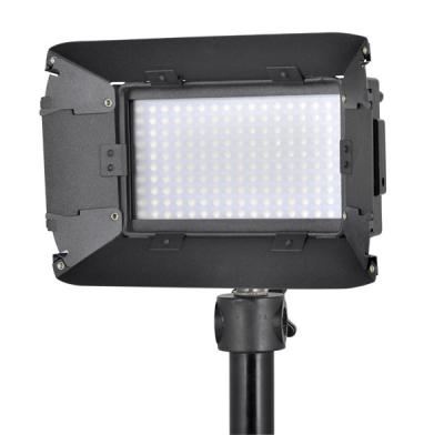 China High Brightness Led Camera Lights With Barndoors / Lcd Touch Screen for sale