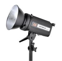 China High Power 75W 5600K Daylight LED Fresnel Light Photography Portable for sale