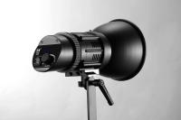 China Compact LED light Focus 50D, Daylight 5600K, 9714Lux/m with reflector , with remote control for sale
