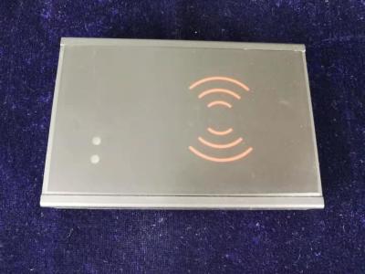 China 0.1 - 0.2 Meters Reading Range UHF Desktop Reader For Parking Management for sale