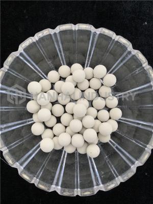 China Yellow Alumina Grinding Ball Near Perfect Roundness For Higher Grinding Efficiency for sale