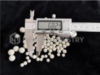 China Diameter 1mm-10mm High Purity Aluminum Oxide Suitable For Industrial Ceramics for sale