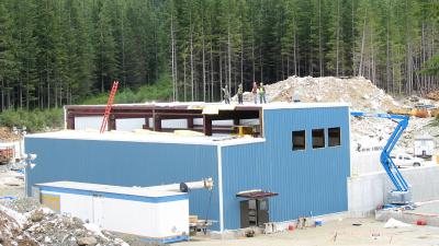 China PEB Metal Buildings Design Easy Construction Erection And Assembling for sale