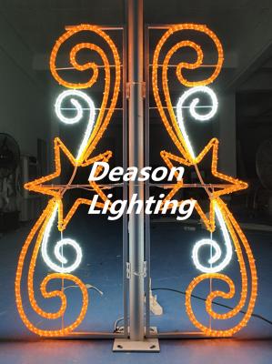China Outdoor Christmas Pole Lights 30W 1.6m LED Street Hanging Decor IP65 for sale