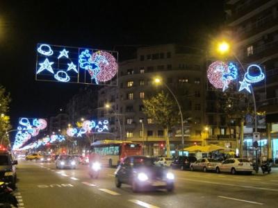 China Outdoor Christmas Across Street Motif Light 100W 2.5m LED Decoration IP65 for sale
