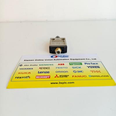 China D4CC-4032 OMRON Ultra Compact Sealed Limit Switch For Precision Control In Harsh Environments for sale
