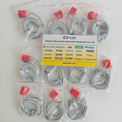 China PL-05N OMRON Inductive Proximity Sensor for sale