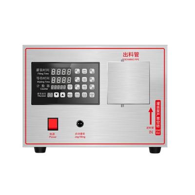 China Semi Automatic Liquid Filling Machine / Liquid Bottle Filler For Wine Juice Oil for sale
