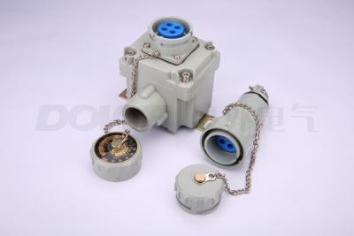 China three phase four wire plug socket 100A electric connector cable connector for sale