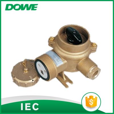 China Brand electric 24V-500V CZKH109 marine brass socket with switch for sale
