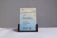 China Solid Color Beech Photo Frame Desk U Shaped A5 Acrylic Photo Frame with Wood Base for sale