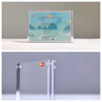 China Custom Clear 11x17 8.5x11 inches Acrylic Magnetic Photo Frame for sale