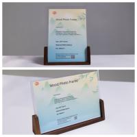 China 4x6 Double Side Acrylic Photo Frame with Brown Wood Base for Wedding for sale