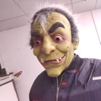 China Breathable Latex Monster Mask with Effective Filtration and Secure Fit for Professional Use for sale