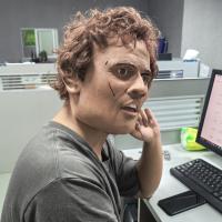 China Lifelike Silicone Human Mask for Professional Costume and Theatrical Events One Size Fit Most for sale