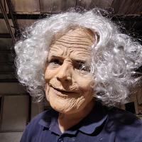 China Lifelike Design Human Mask with Latex Material for Theatrical Performances and One Size Fit Most for sale