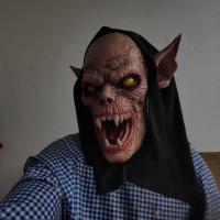 China Terrifying Vampire Bat Latex Mask for Halloween Cosplay - Lightweight 0.3kg and One Size Fits Most for sale