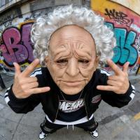 China Realistic Old Man Latex Mask with Fluffy White Hair Full Head Wrinkled Elderly Male Mask for Halloween Cosplay Party Prop for sale