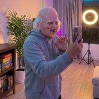 China Halloween Old Man Mask Creepy Grandpa Mask with White Hair realistic Latex Wrinkle Face Headpiece Funny Cosplay Props for sale