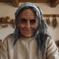 China Realistic Old Woman Latex Mask with Hair and Headscarf - Wrinkly Grandma Female Face Disguise for Adults Halloween Cosplay Costume Props for sale