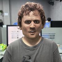 China Halloween Realistic Male Face Mask Battle Scarred Survivor Latex Headgear Creepy Cosplay Prop for Adult for sale