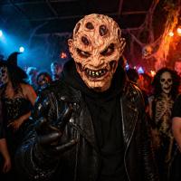 China Premium Pure Latex Horror Mask with Hyper-Realistic Details and Full Head Coverage for Halloween Cosplay for sale
